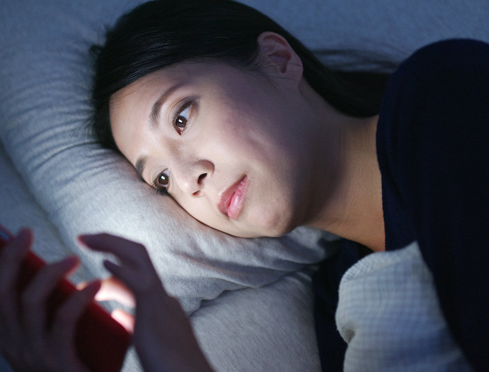 Deciphering the Impact: Does Blue Light Truly Damage Your Skin?